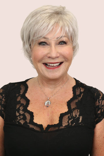 Kim (short wig) – Godiva's Secret